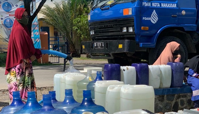 7 Armada PDAM Makassar Distribusi Air Bersih ke Untia